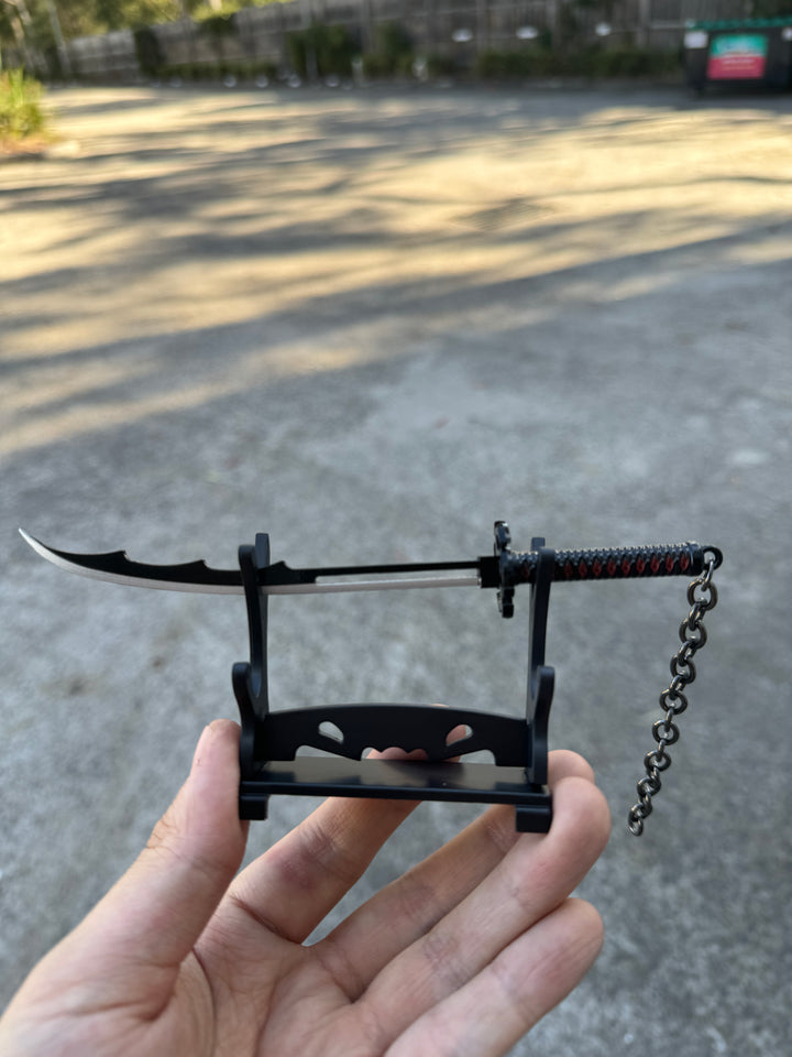 BLEACH SWORDS – FF COLLECTIBLES