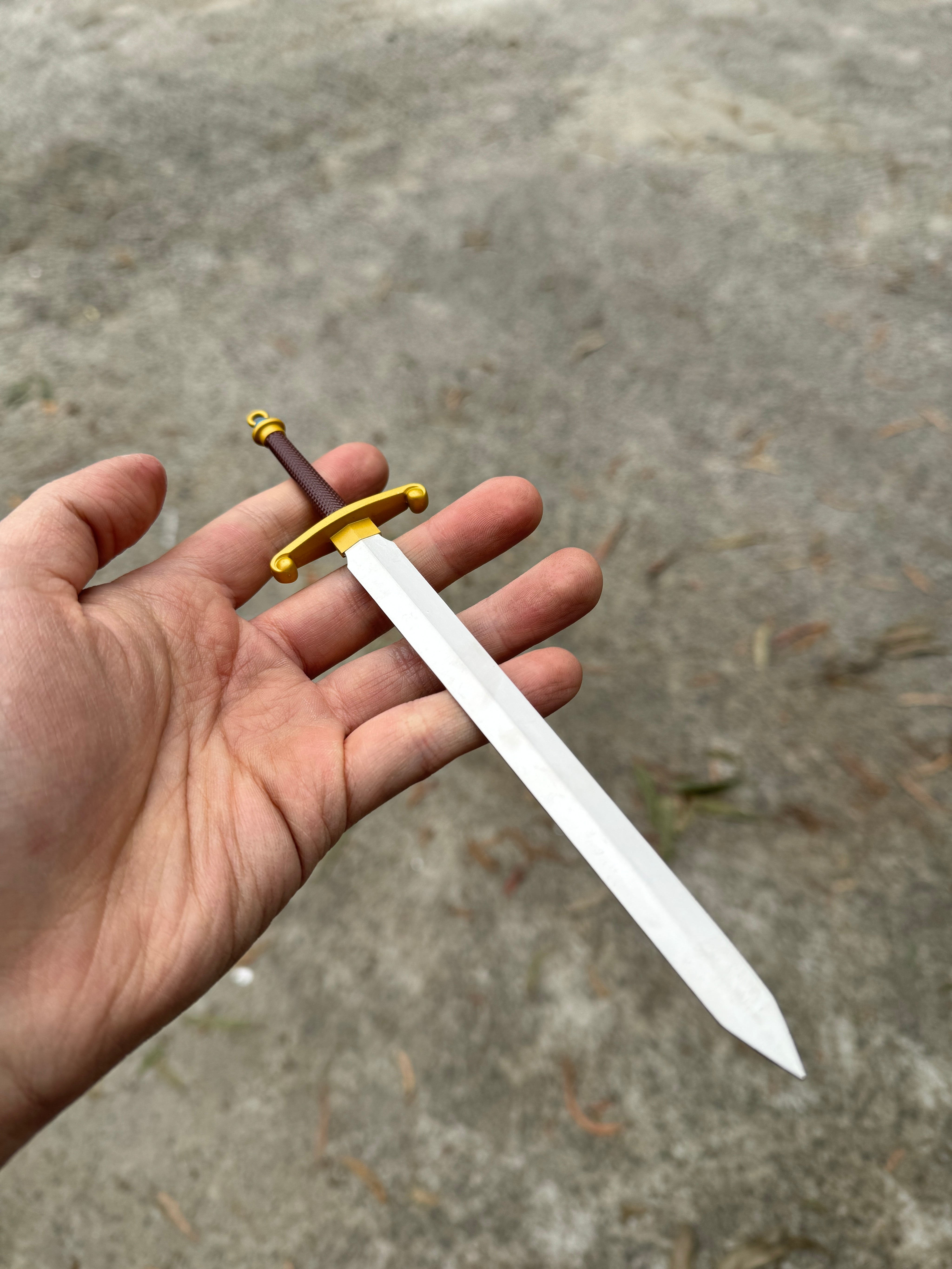 DRAGON BALL Z – Z SWORD KEYCHAIN – FF COLLECTIBLES