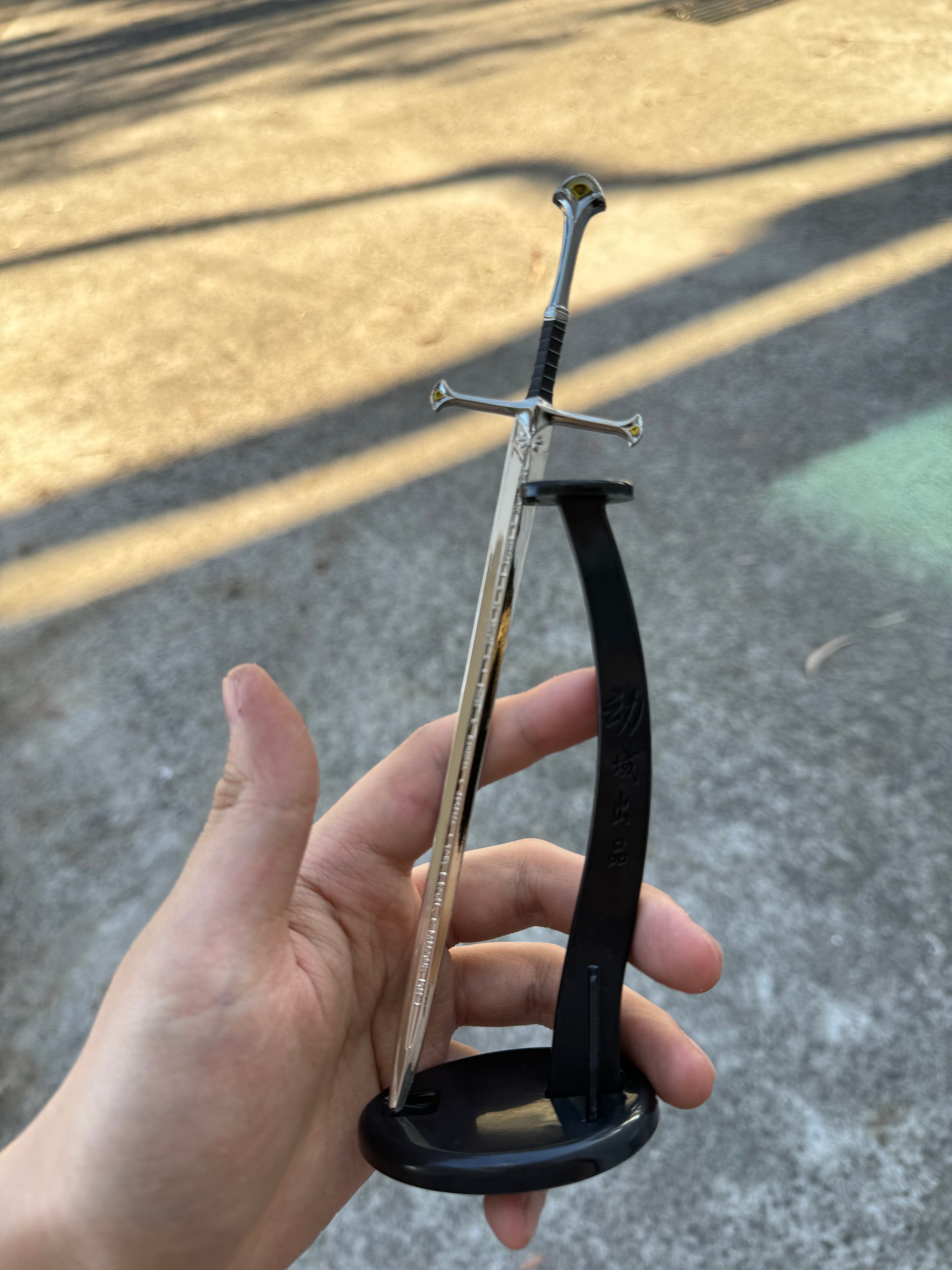 LORD OF THE RINGS – ANDURIL MINI REPLICA – FF COLLECTIBLES