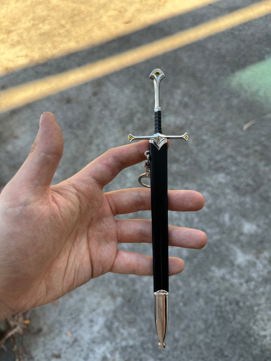LORD OF THE RINGS MINI REPLICAS – FF COLLECTIBLES