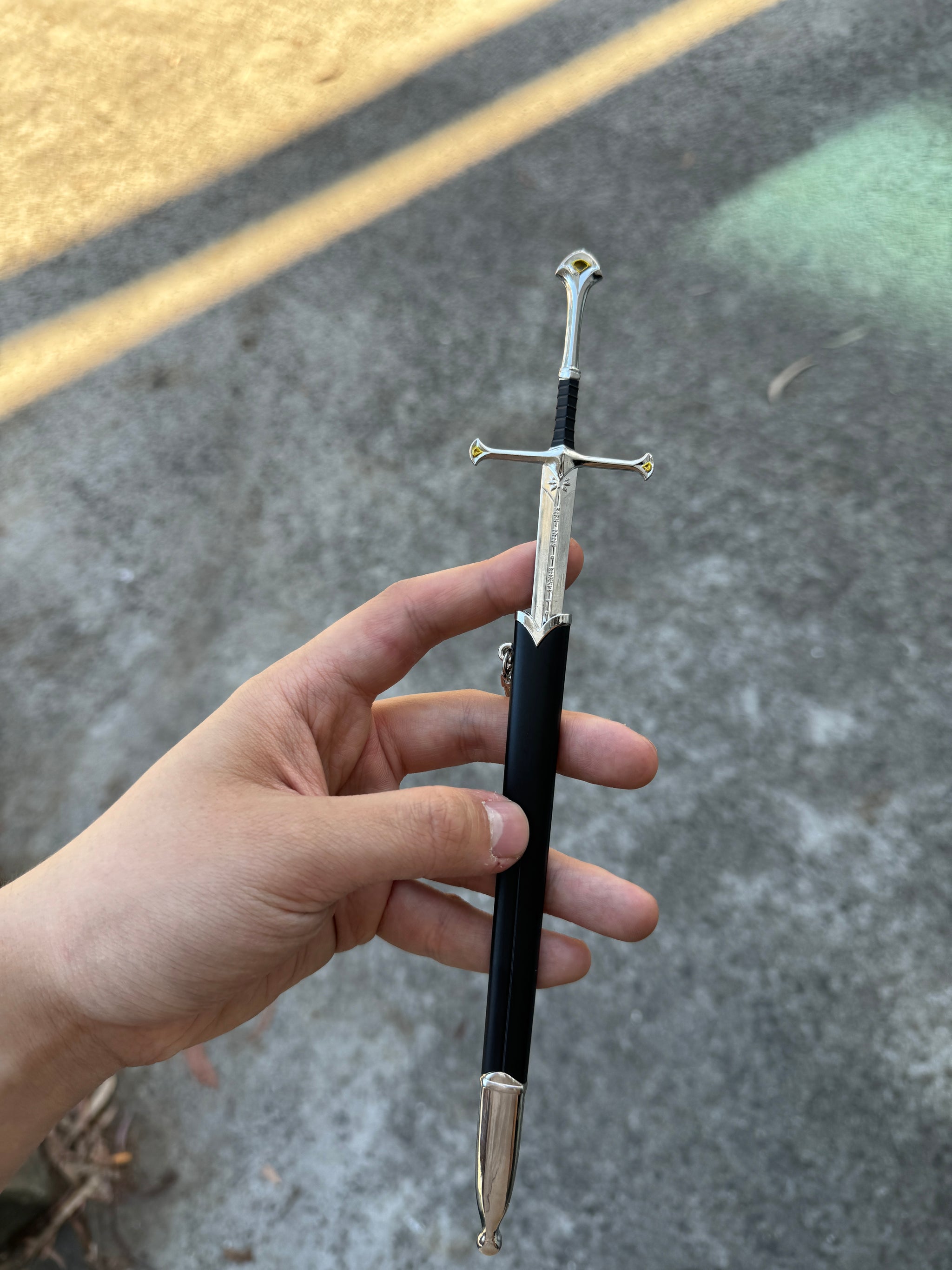 LORD OF THE RINGS – ANDURIL MINI REPLICA – FF COLLECTIBLES