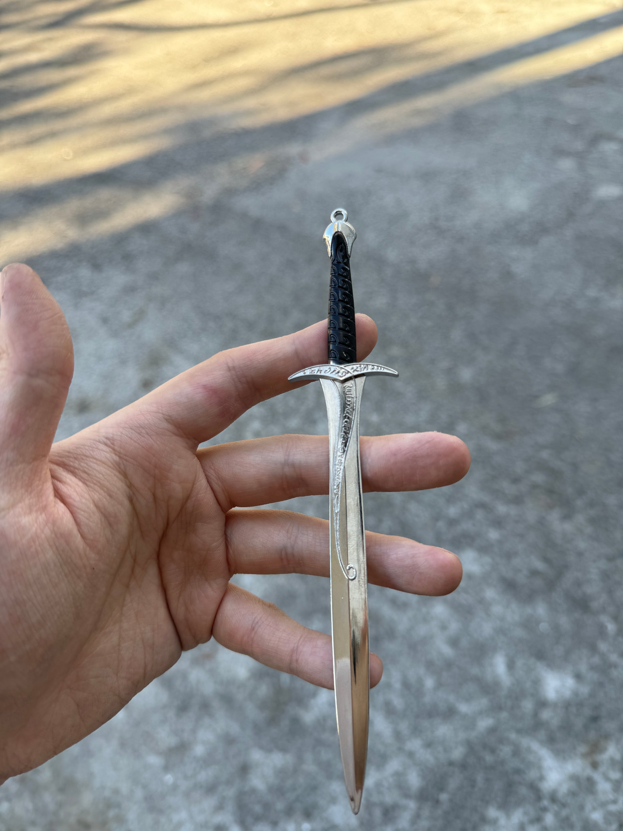 LORD OF THE RINGS – STING MINI REPLICA – FF COLLECTIBLES