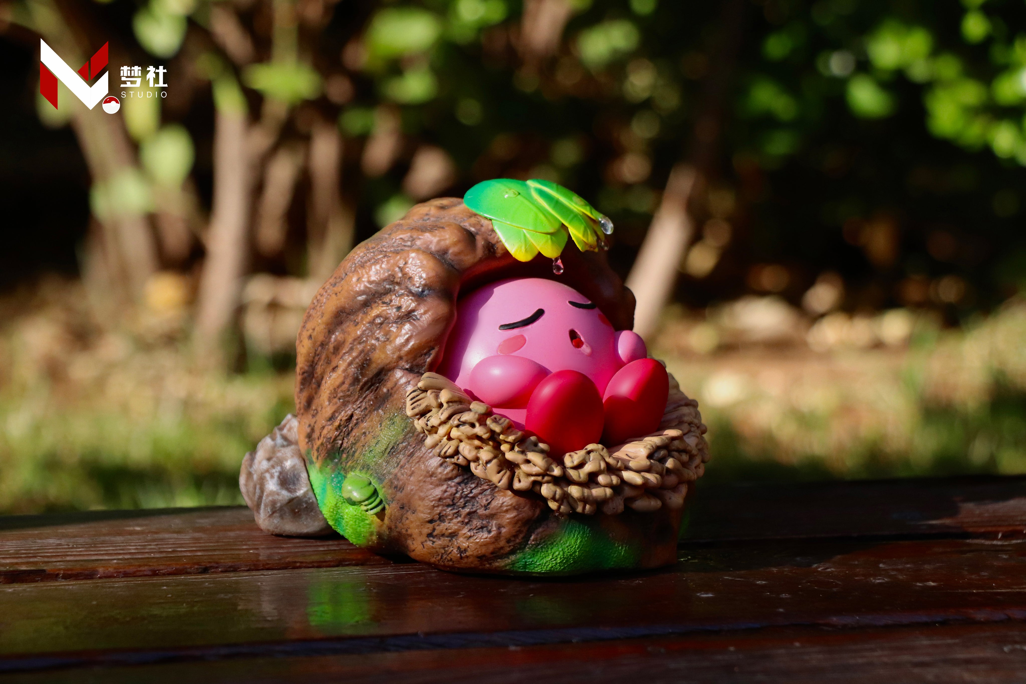 MENG SHE STUDIO – KIRBY: LIGHT ORNAMENT SERIES 2. TREE HOLE KIRBY [IN – FF COLLECTIBLES