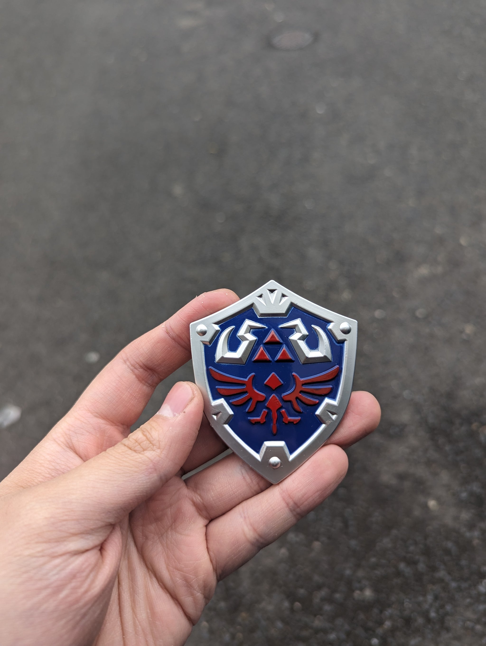 THE LEGEND OF ZELDA – HYLIAN SHIELD MINI REPLICA – FF COLLECTIBLES