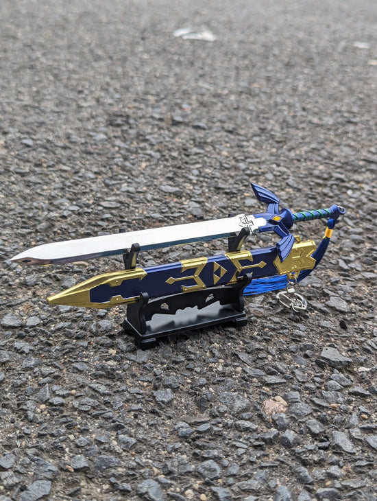 THE LEGEND OF ZELDA – MASTER SWORD KEYCHAIN – FF COLLECTIBLES
