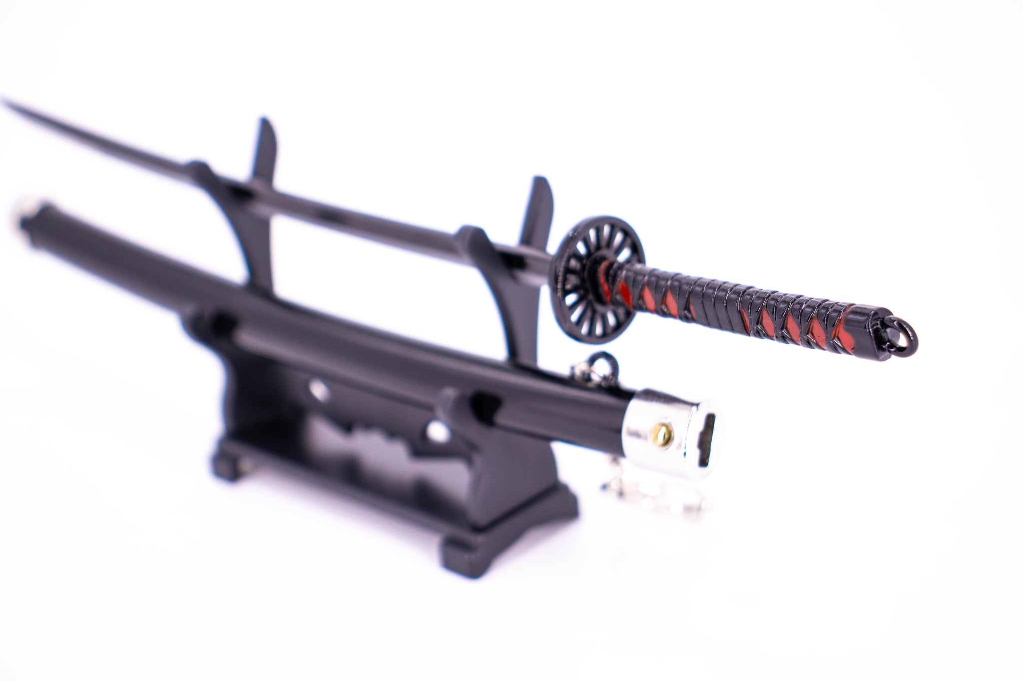 DEMON SLAYER – TANJIRO KAMADO’S NICHIRIN SWORD KEYCHAIN – FF COLLECTIBLES