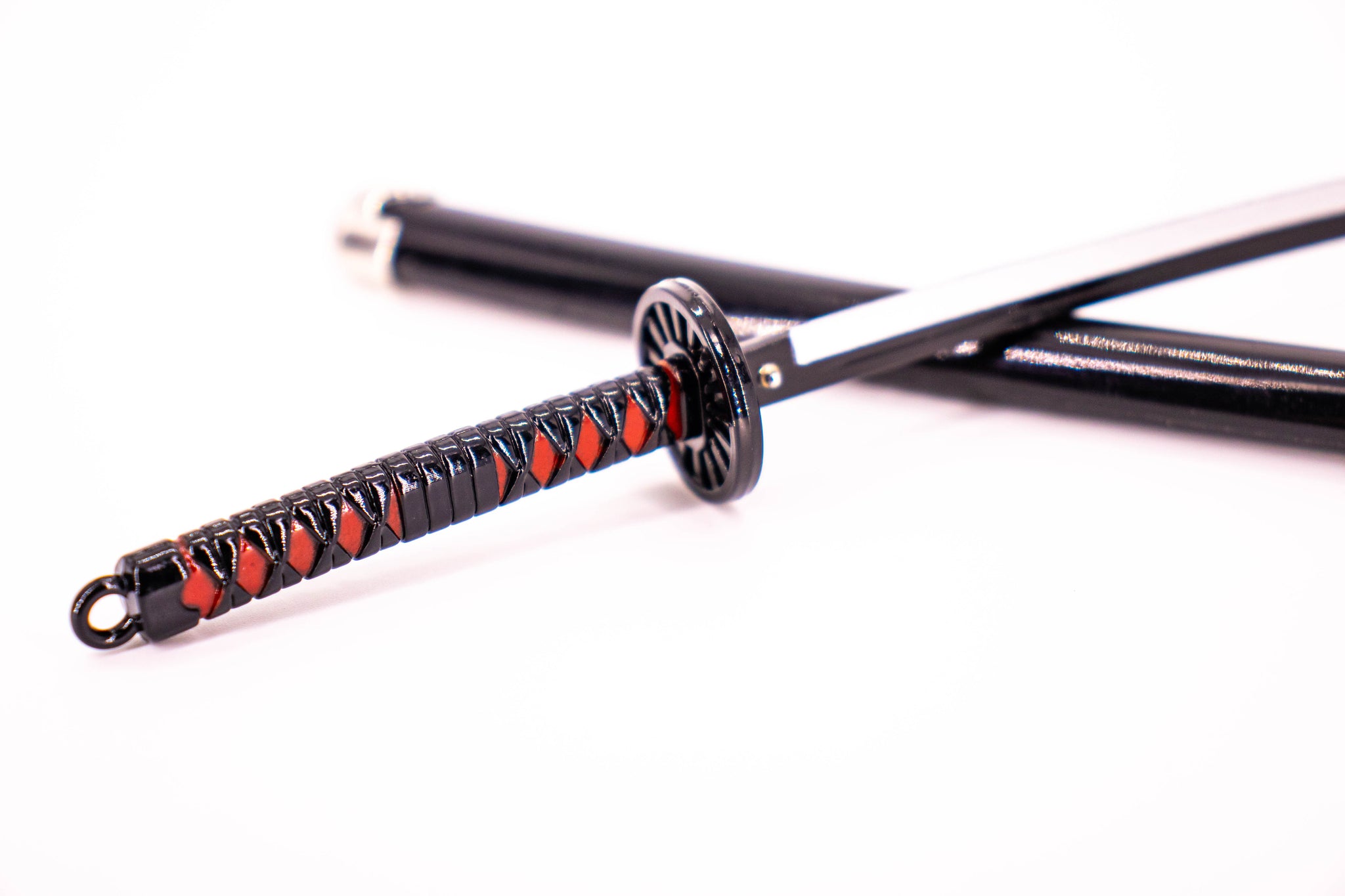 DEMON SLAYER – TANJIRO KAMADO’S NICHIRIN SWORD KEYCHAIN – FF COLLECTIBLES